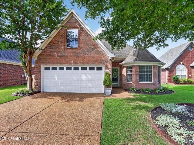 4669 Graham Lake Drive