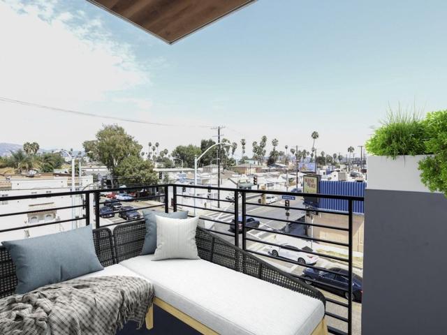 4660 Melrose Avenue 1 Bedroom Apartment for Rent at 4660 Melrose Ave, Los Angeles, CA 90029 Wilshire Center Koreatown