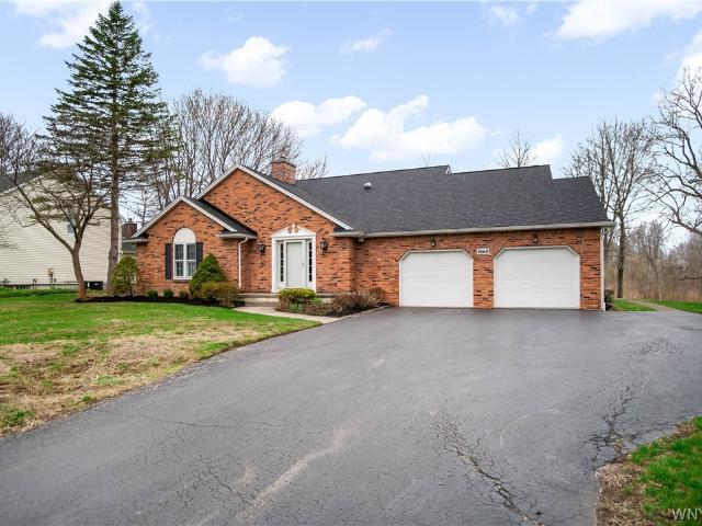 4660 Oakwood Lane
