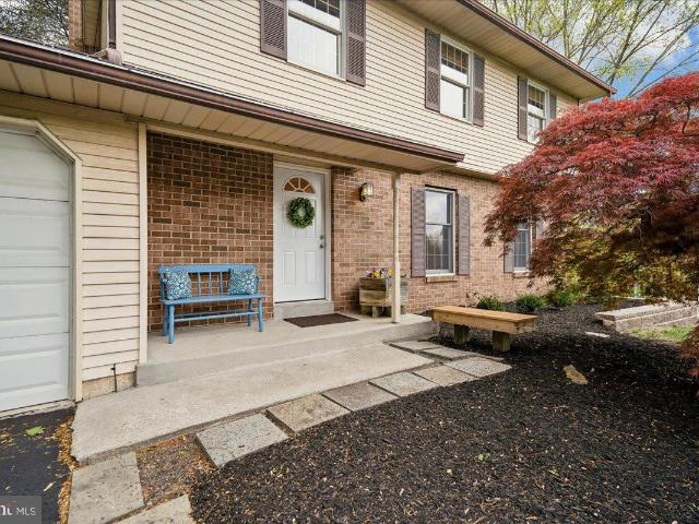 4661 Palomino Ct, Ellicott City, MD 21043 | MLS #MDHW2067 | Compass