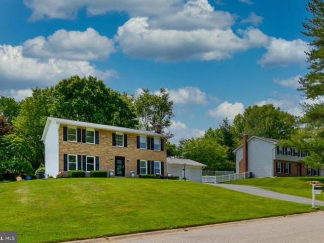 4662 Dower Dr, Ellicott City, MD 21043