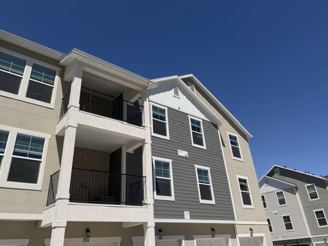 4662 S Poplar Way Unit 303, Mapleton, UT 84664