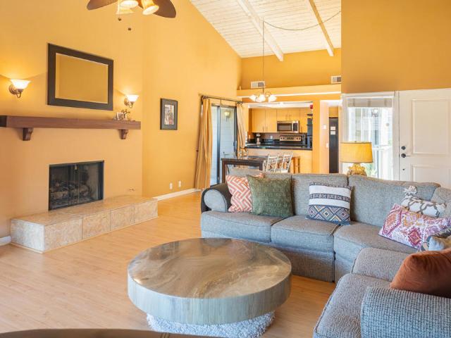 46631 Arapahoe Lane B