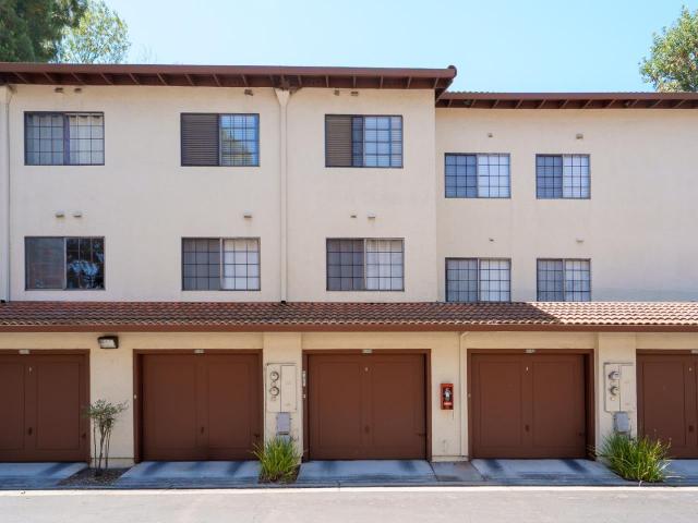 466 Costa Mesa Terrace D