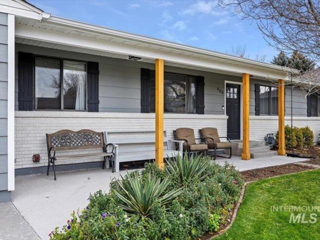 466 Carriage Ln, Twin Falls, ID 83301