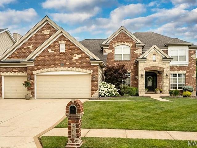 466 Blackwolf Run Dr, Wildwood, MO 63040