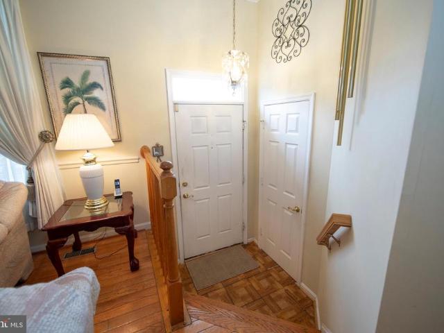 466 Deer Hill Circle