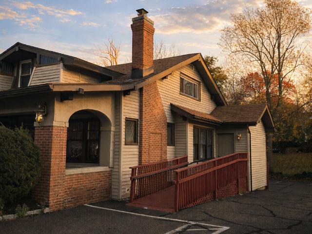 466 Derby Ave, West Haven, CT 06516 | MLS #24170