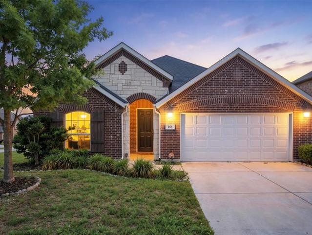 466 Rockaway Dr, Midlothian, TX 76065