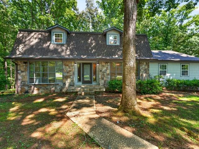 466 Willow Oak Dr, Winchester, TN 37398
