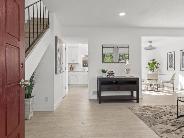 4674 Balboa Way