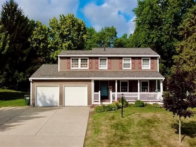 4674 Red Willow Rd, Stow, OH 44224