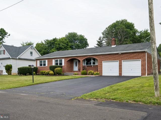 4674 Sunrise Avenue