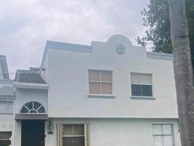 4674 97th Pl NW #240, Doral, FL 33178
