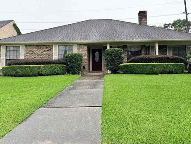 4675 Elmhurst Dr, Beaumont, TX 77706