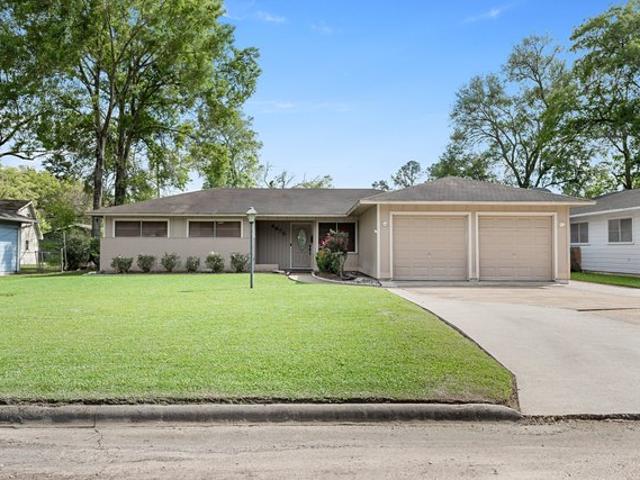 4675 Fieldwood Ln, Beaumont, TX 77706