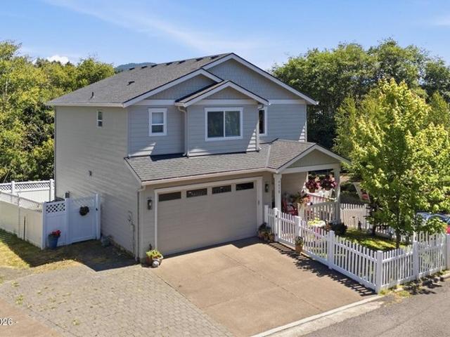 4678 NE Windward Pl, Lincoln City, OR 97367