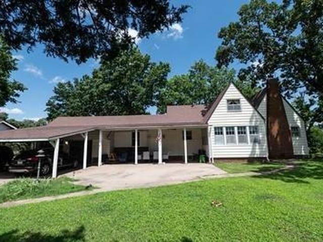 4678 County Road 3940, Independence, KS 67301