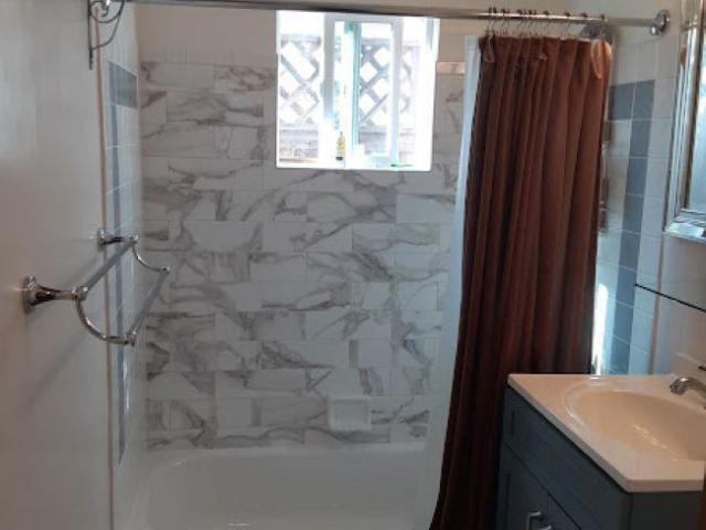 4671 Pt Loma Ave