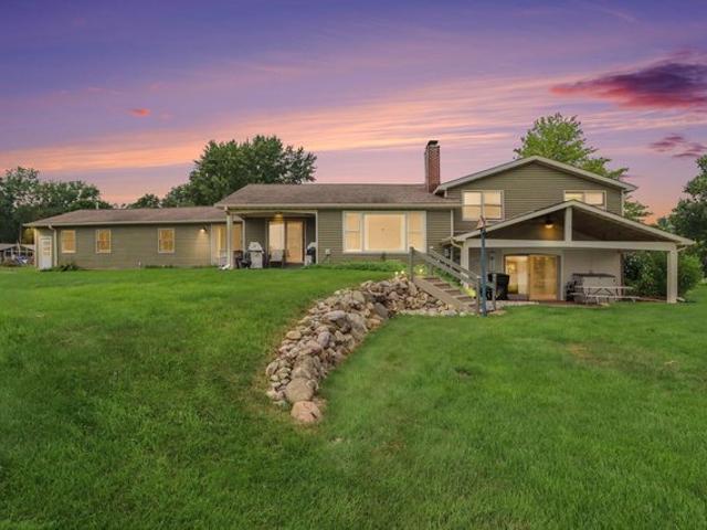 46726 Prospect Dr, Decatur, MI 49045