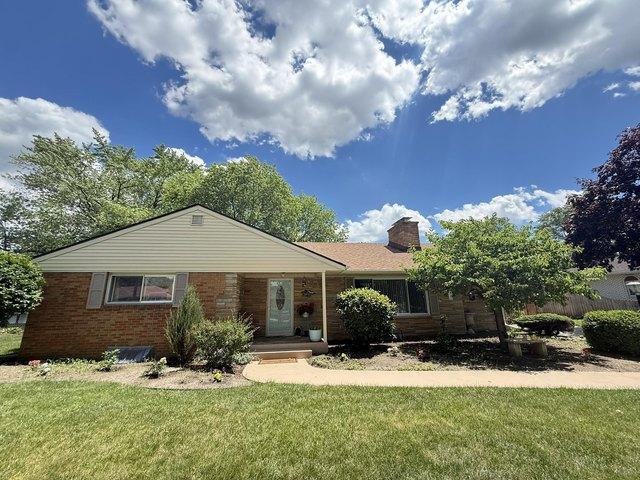 4673 Morningside Dr, Bay City, MI 48706
