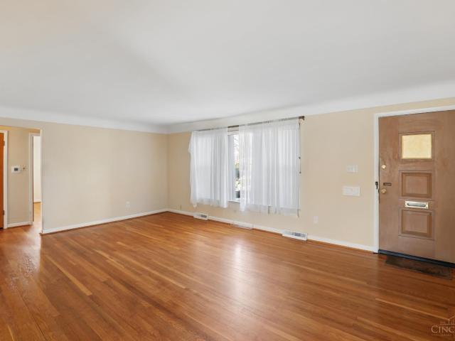 4673 Happiness Way