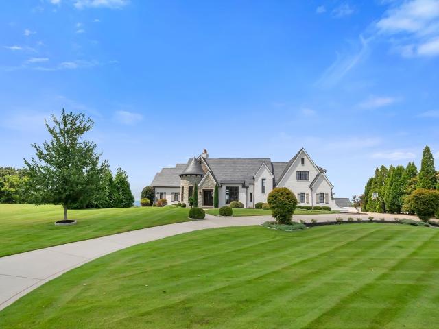 467 Canterbury Rise
