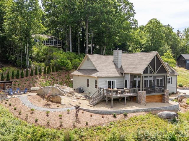 467 Crystal Heights Drive