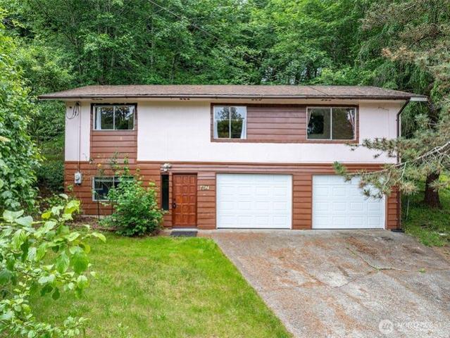 467 E Mommsen St, McCleary, WA 98557