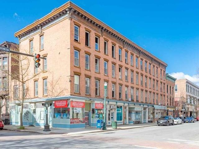 467 Fulton St, Troy, NY 12180