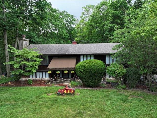 467 Hunting Creek Rd, Canonsburg, PA 15317