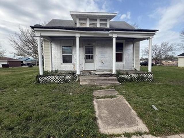467 N Adams Ave, Lebanon, MO 65536