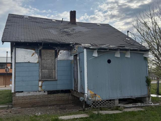 467 N Adams Avenue
