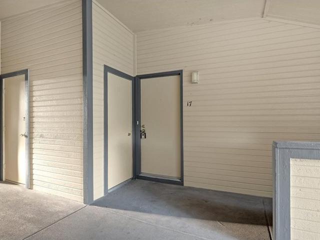 467 S Memphis Way Apt 17, Aurora, CO 80017