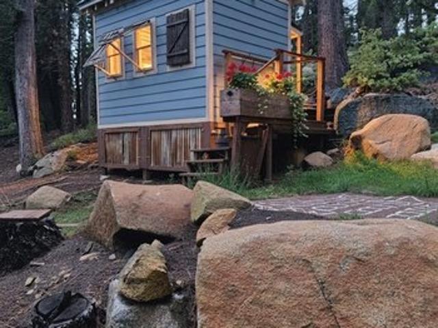 467 Skyline Dr, Arnold, CA 95223