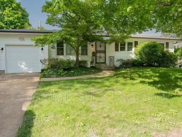 46846384 1425 Lindsay Ln
