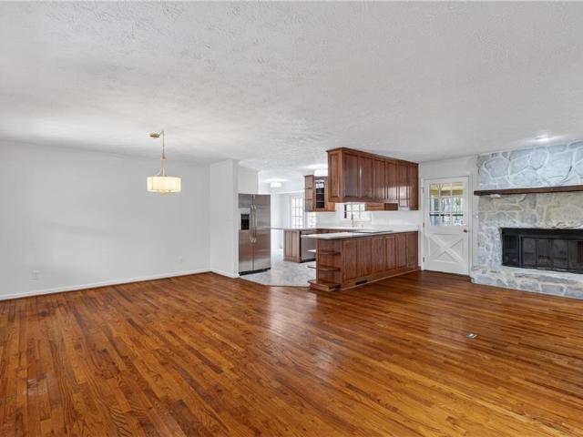 4684 Ben Hill Dr, Oakwood, GA 30566 | MLS #7737 | Compass