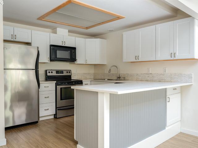 4684 sw comus pl # 1 g