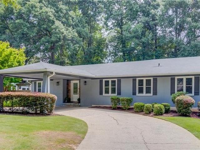 4685 Andalusia Trl, Atlanta, GA 30360