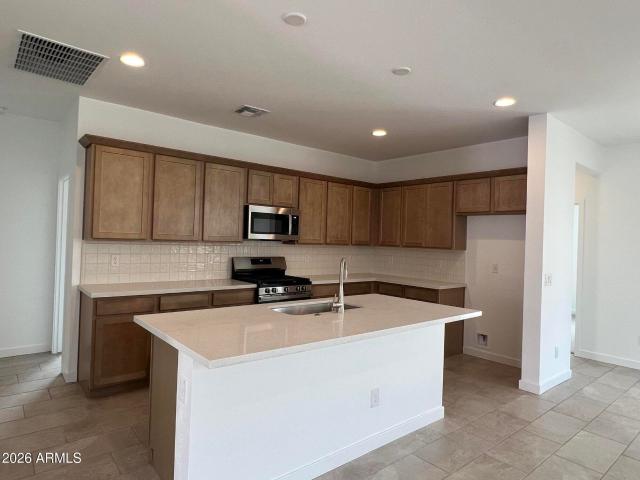 46885 W Crescent Moon Drive