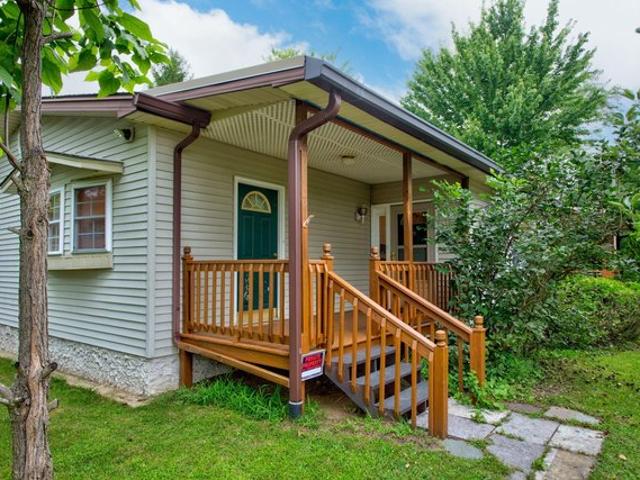 4689 nd St, Watervliet, MI 49098