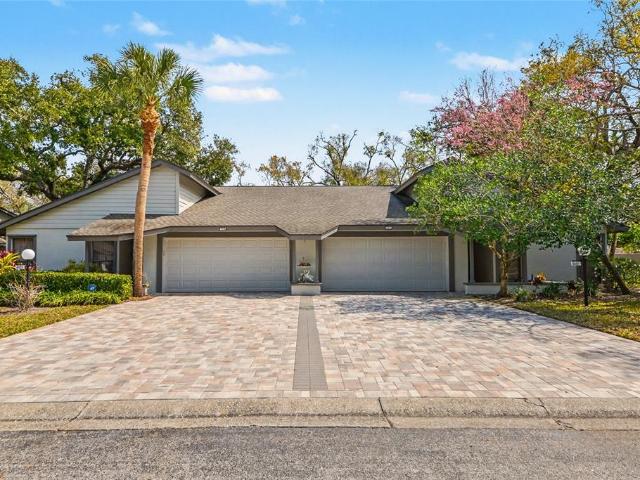 4689 Oak Forest Dr E, Unit 1, Sarasota, FL 34231 | MLS #A4684 | Compass