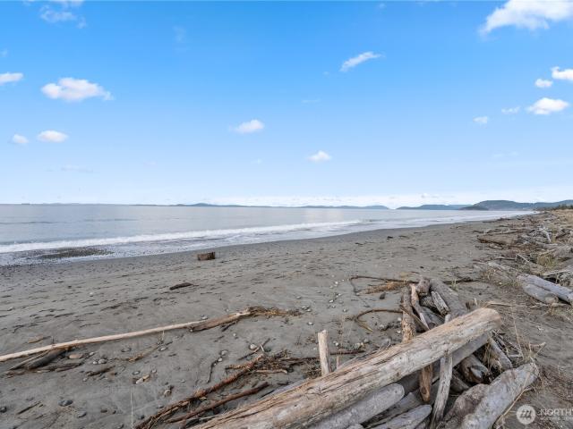 4689 Surfcrest Drive