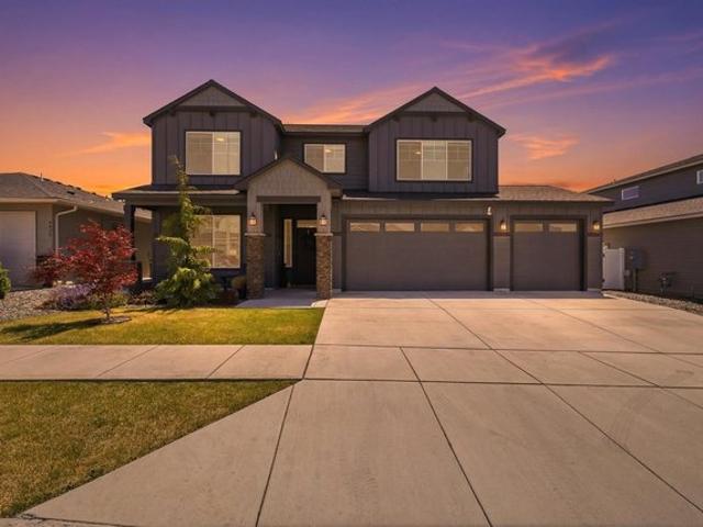 4689 White Dr, Richland, WA 99352
