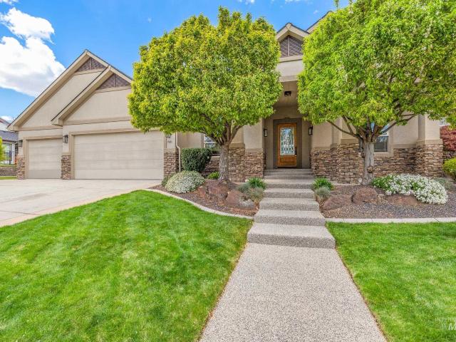 4681 N Villa Ridge Way
