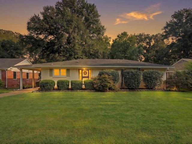 4681 Crossover Ln, Memphis, TN 38117