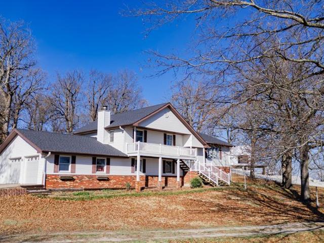 4681 S 138th Rd, Bolivar, MO 65613