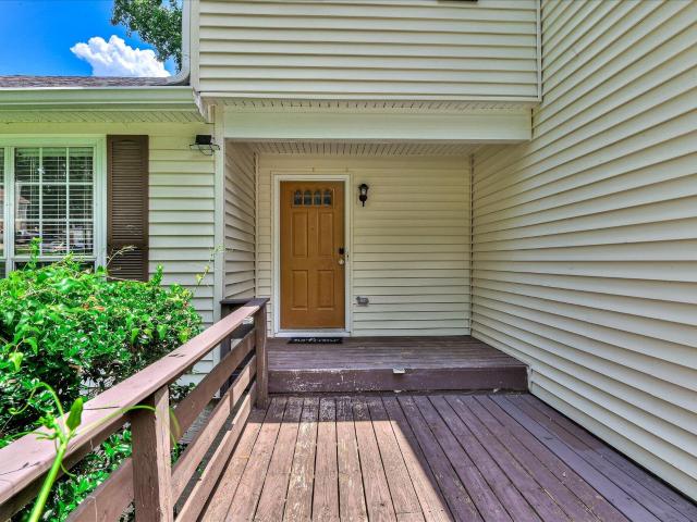 4683 Red Leaf Way