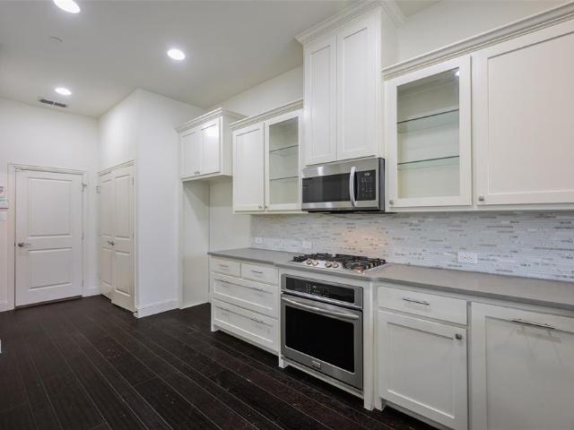 4683 Rhett Lane # A