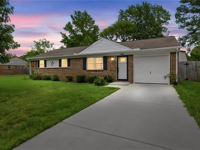 468 Blanche Dr W, Chesapeake, VA 23323
